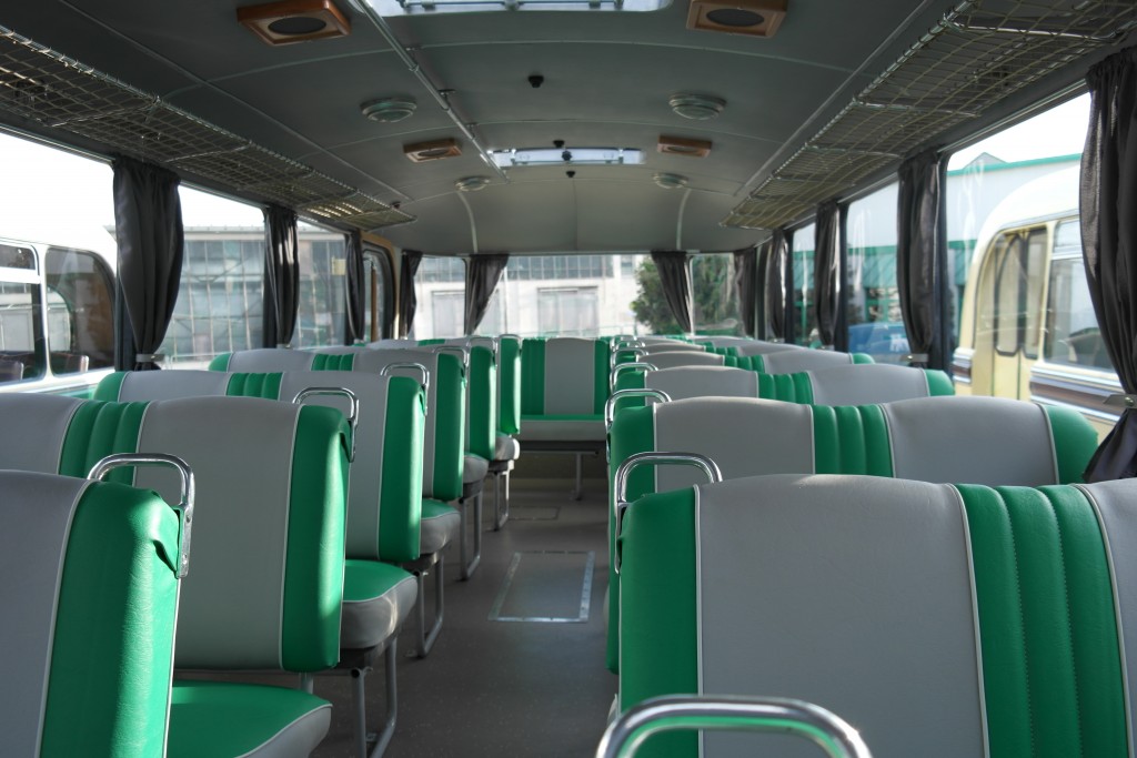 Sonderfahrten mit unserem Oldtimerbus H6 | Verkehrsgesellschaft Meißen